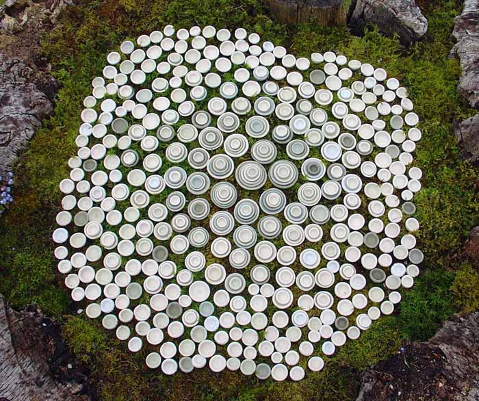 site-sensitive art meditative art organic sculpture ceramic placements